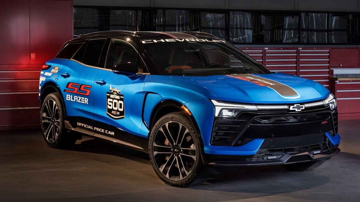 Chevrolet Bets Heavily on the 2025 Chevy Blazer SS EV | Torque News